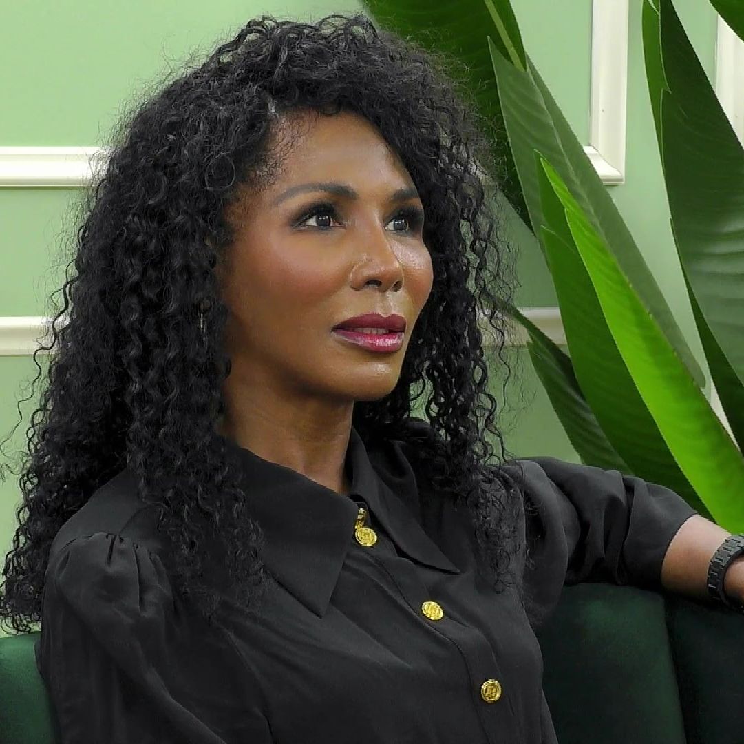 Sinitta AKA Sinitta Renay Malone.