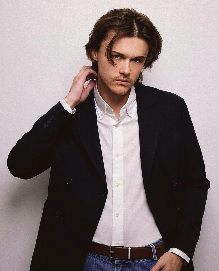 Christopher Briney image