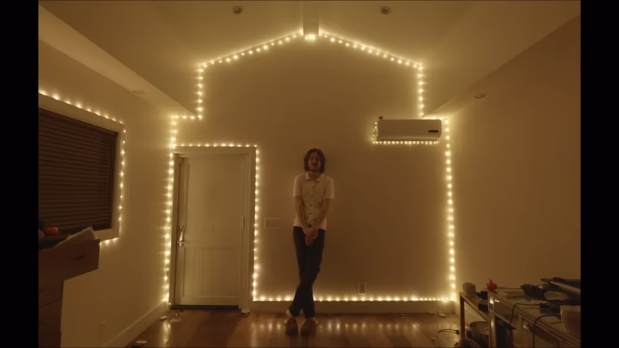 Bo Burnham: Inside picture