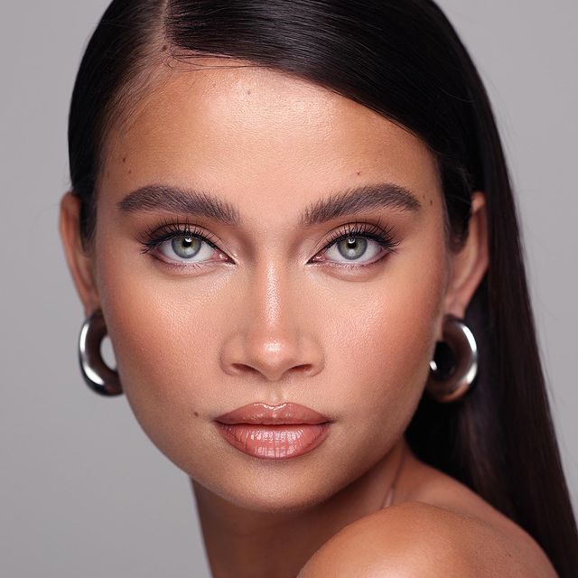 Picture of Ysathis Julienne