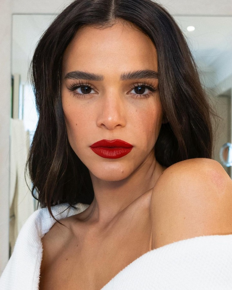 Picture of Bruna Marquezine