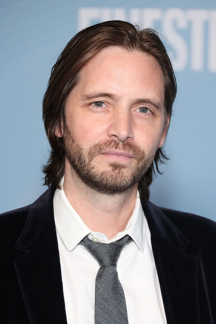 Picture of Aaron Stanford