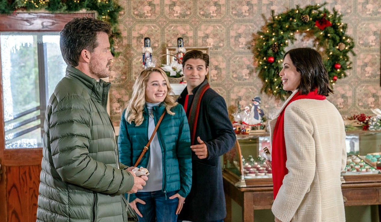 Image of Mark Deklin