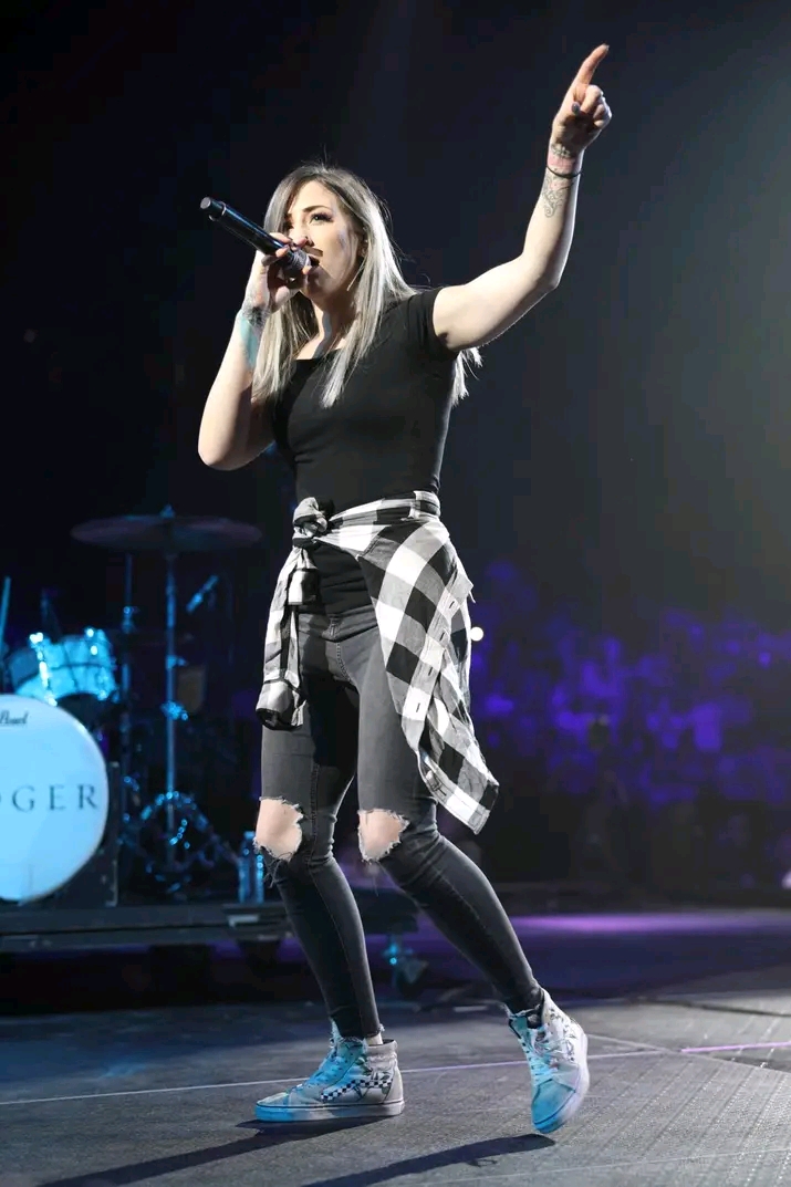 Jen Ledger picture
