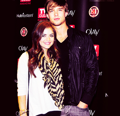 Picture of Drew Van Acker