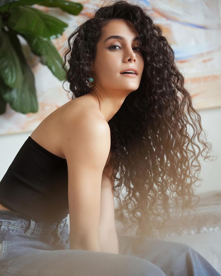 Picture of Pegah Ghafoori