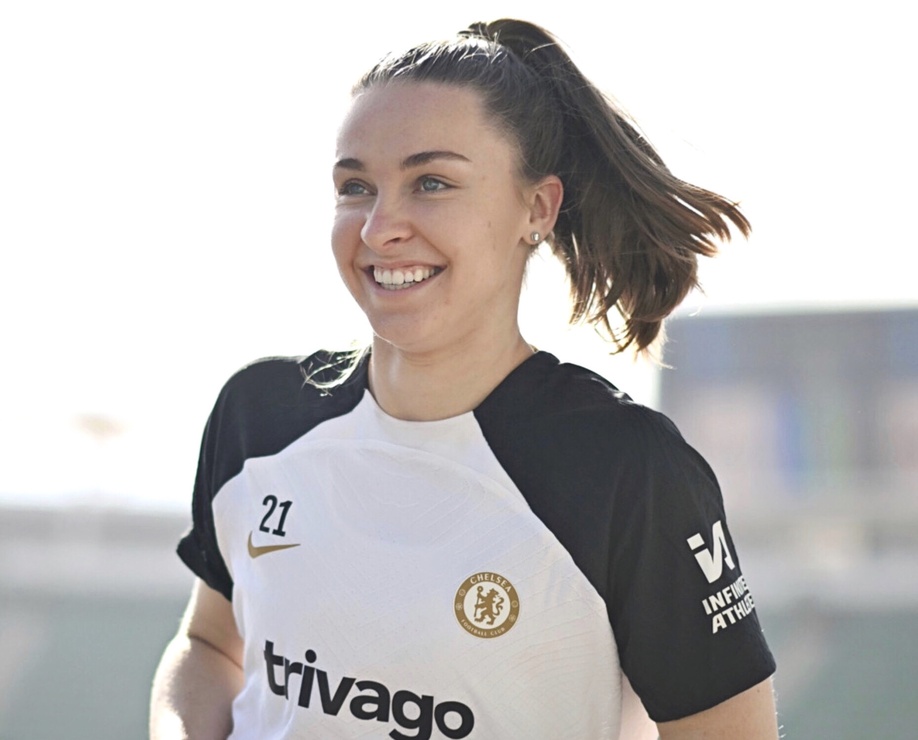 Picture of Niamh Charles