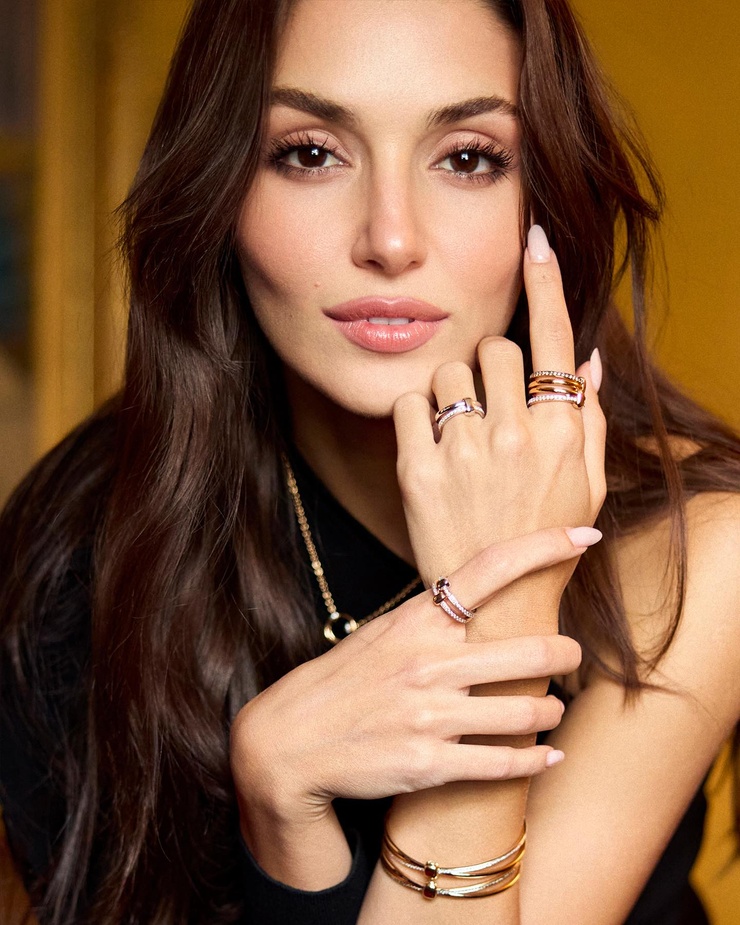 Image of Hande Erçel