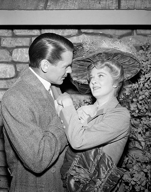 Mark Dana, Marianne Stewart