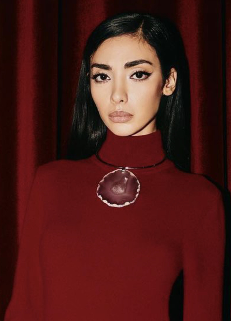 Picture of Yasmine Sima (model)