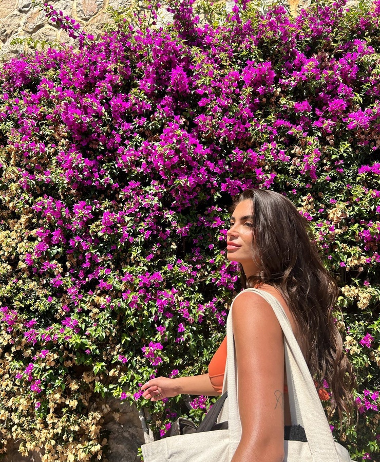 Picture of Thea Thompson