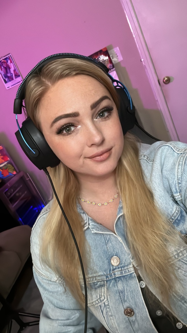 Picture of Michaela Lee