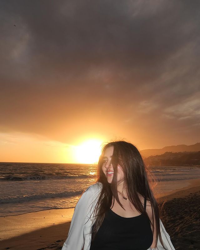 Picture of Avia Colette Butler