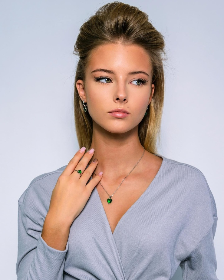 Picture of Nika Nikolaienko