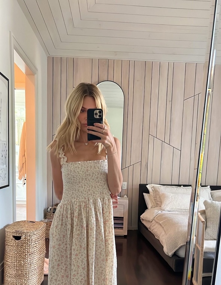 Image of Ellie Ottaway