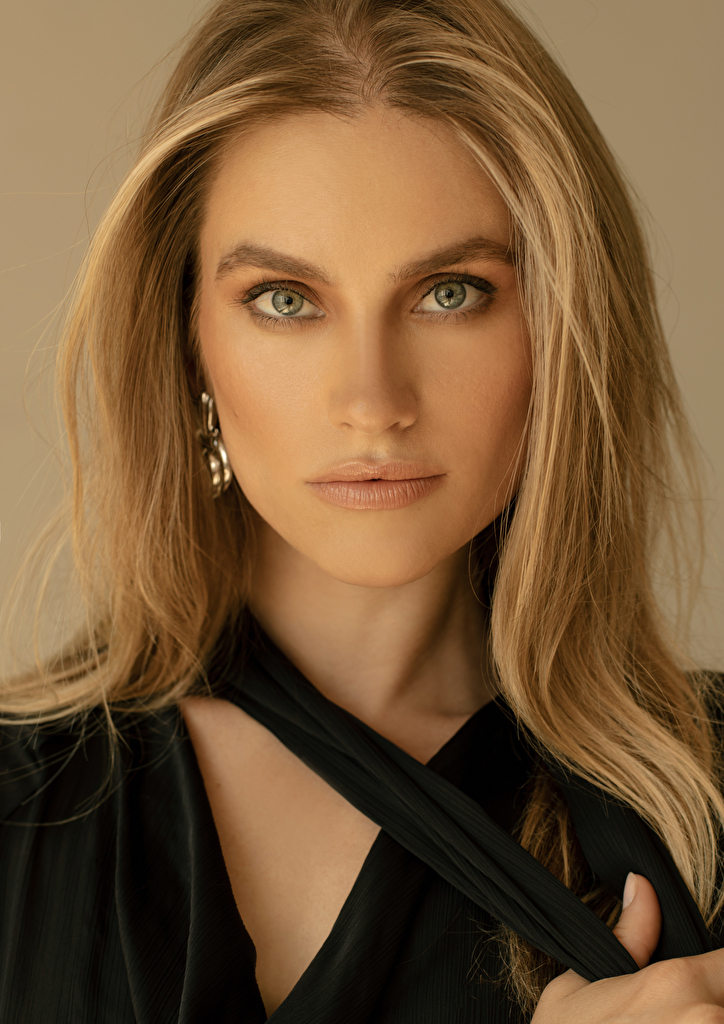 Image of Marelle White