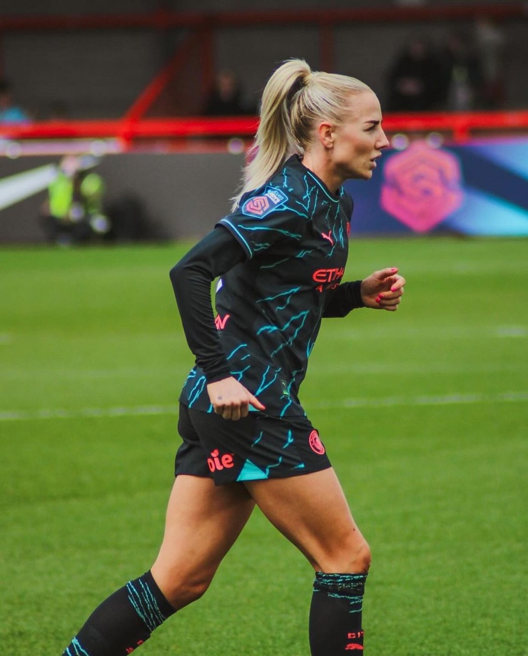 Picture of Alex Greenwood