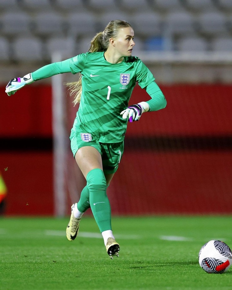 Image of Hannah Hampton