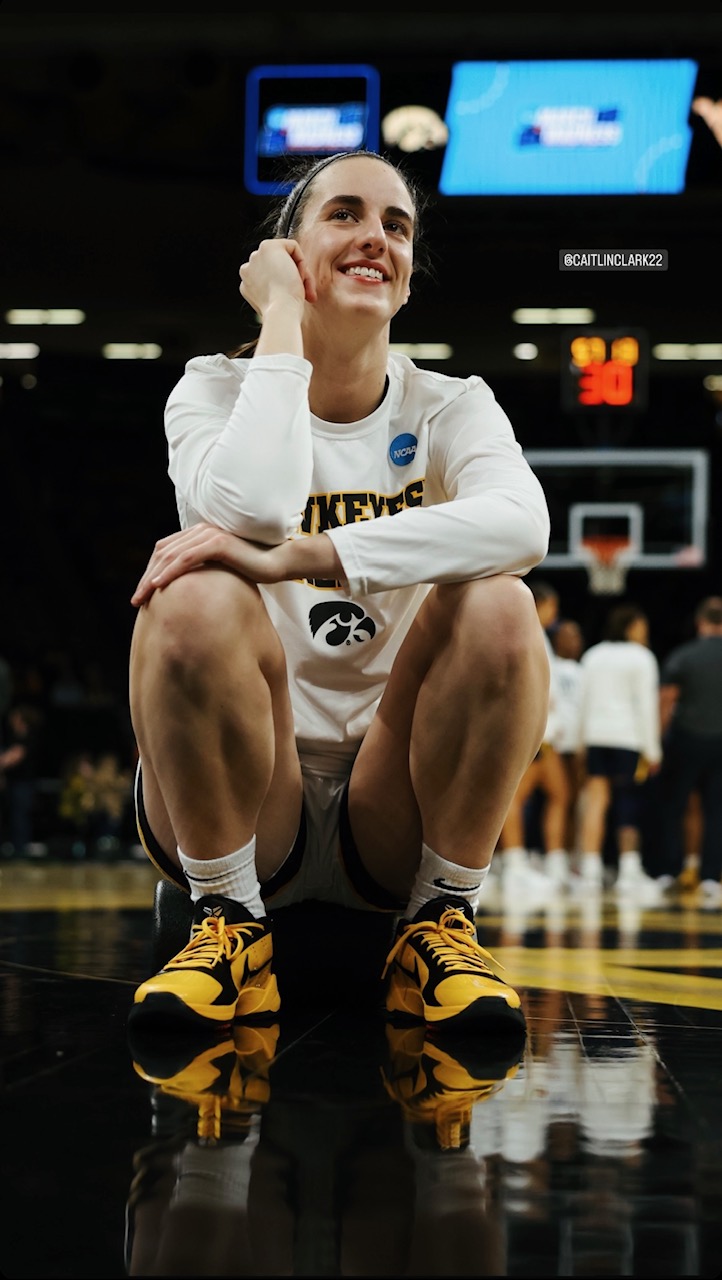 Picture of Caitlin Clark (ii)