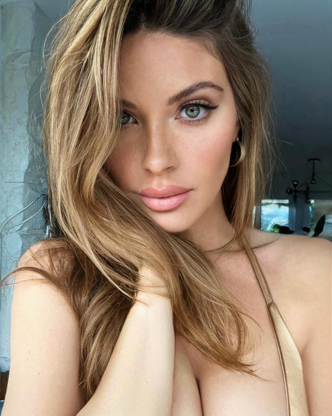 Ashley Schultz image