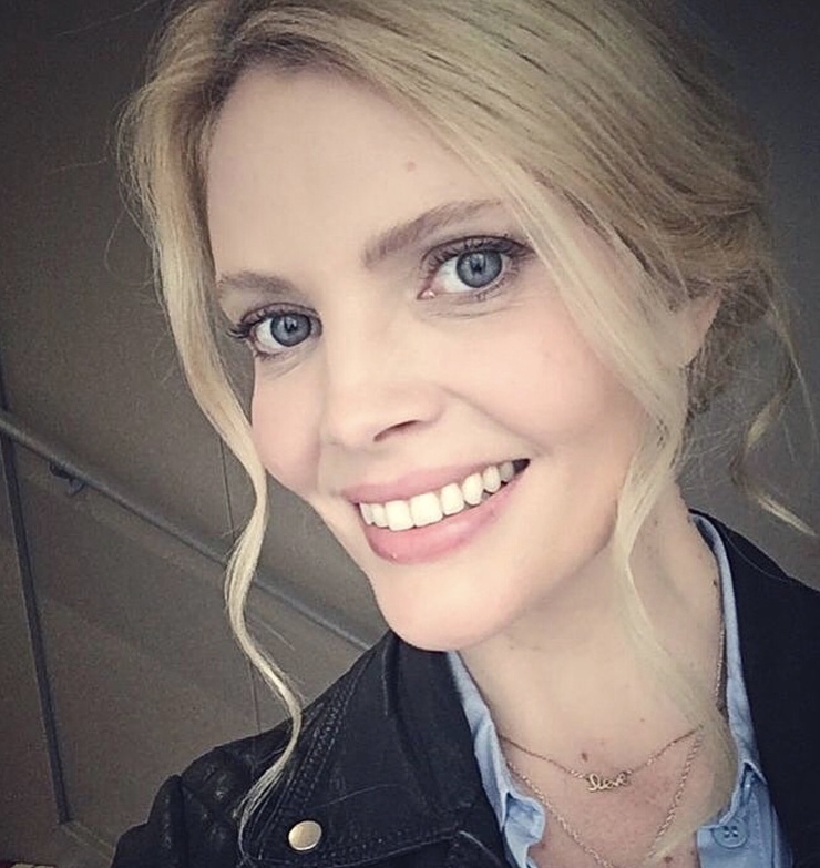 Image of Nathalie Cox