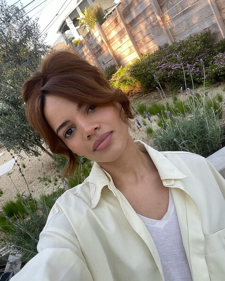 Picture of Leslie Grace