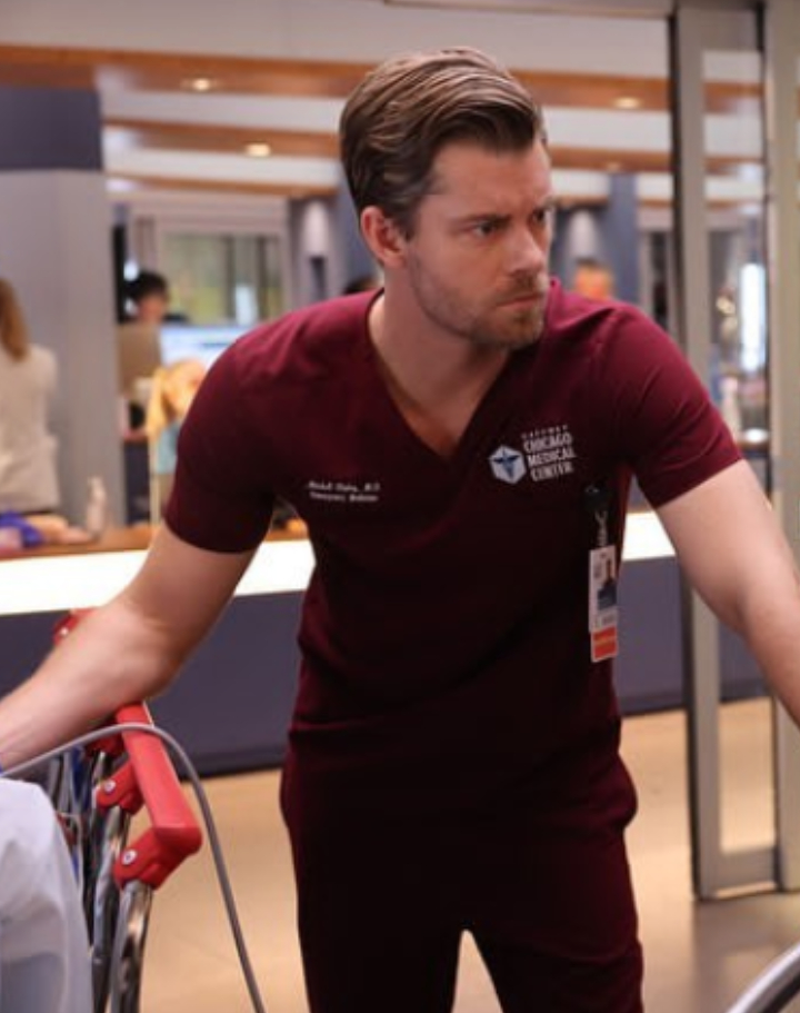 Picture of Luke Mitchell