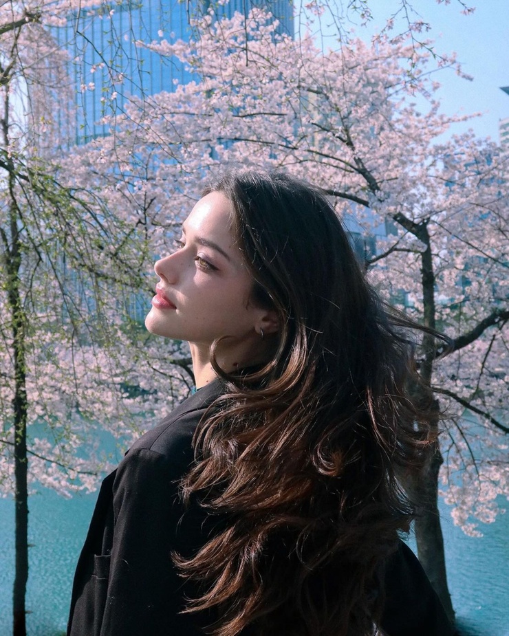 Picture of Lisa Rosh