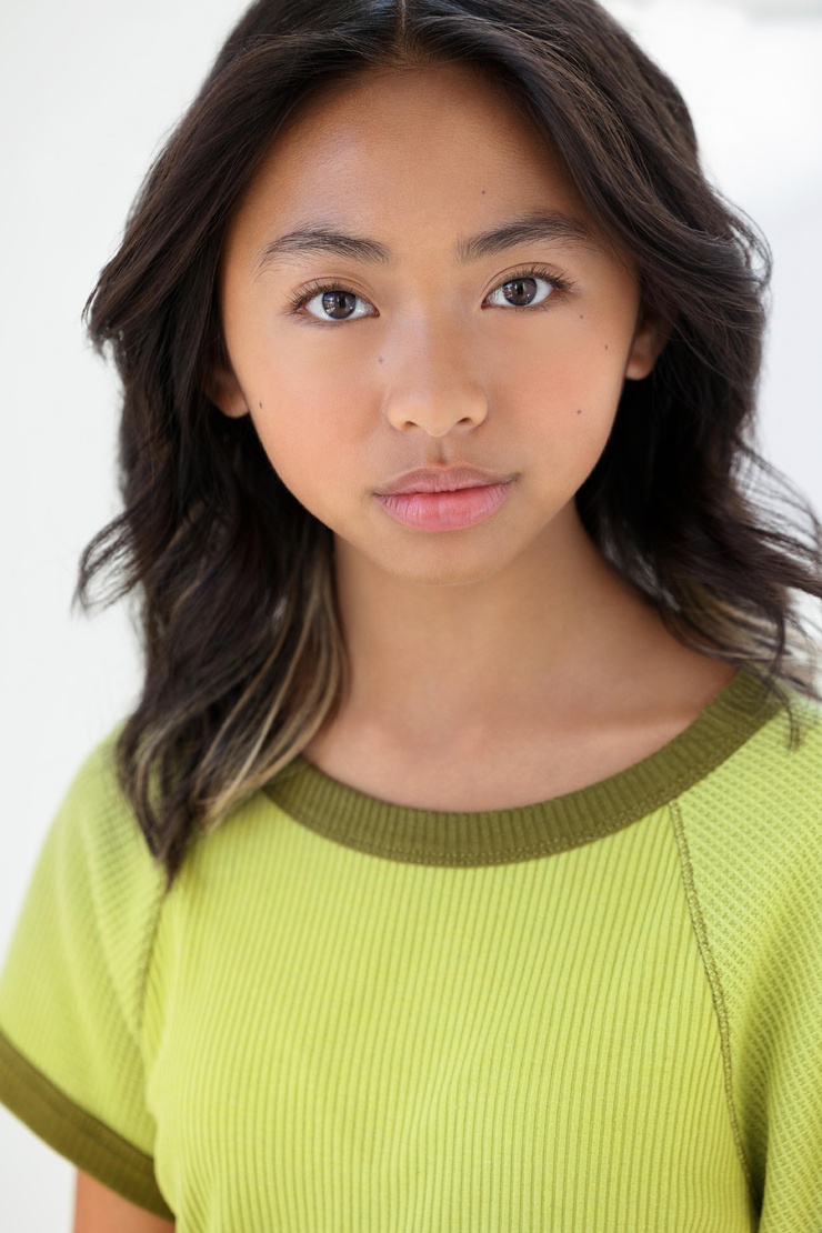 Picture of Mia Lynn Bangunan