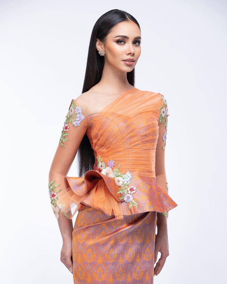 Picture of Manita Hang