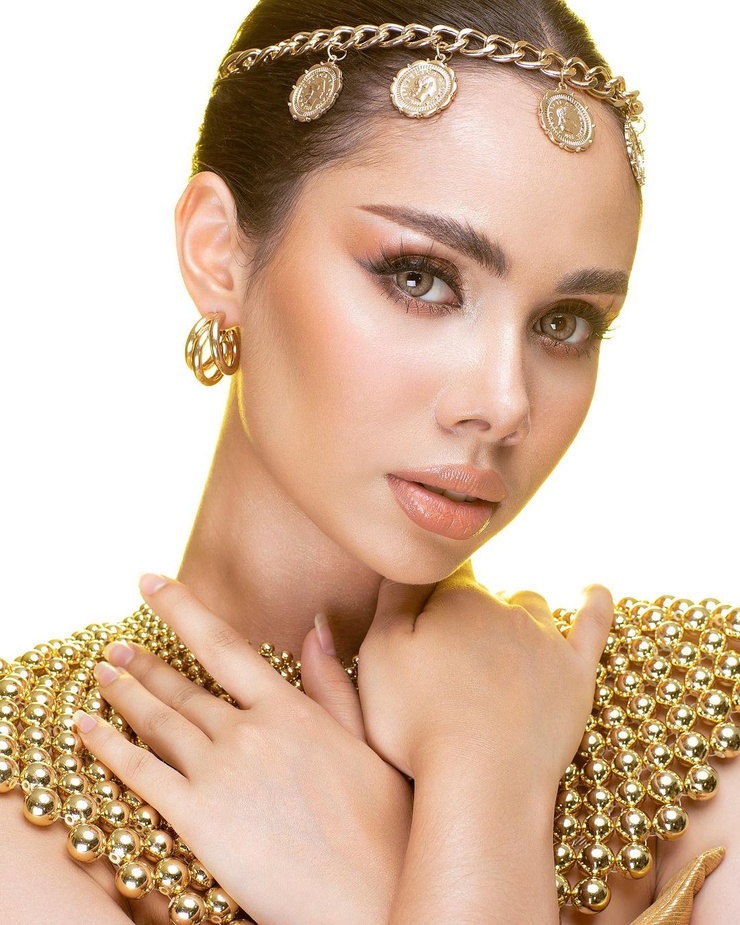 Picture of Manita Hang