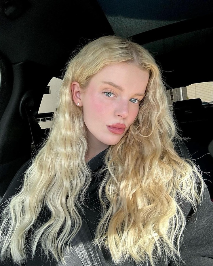 Image Of Mckenzie Hewson