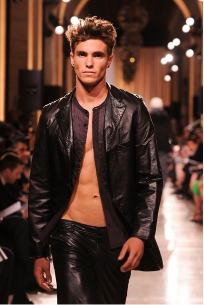 Julian Schratter image