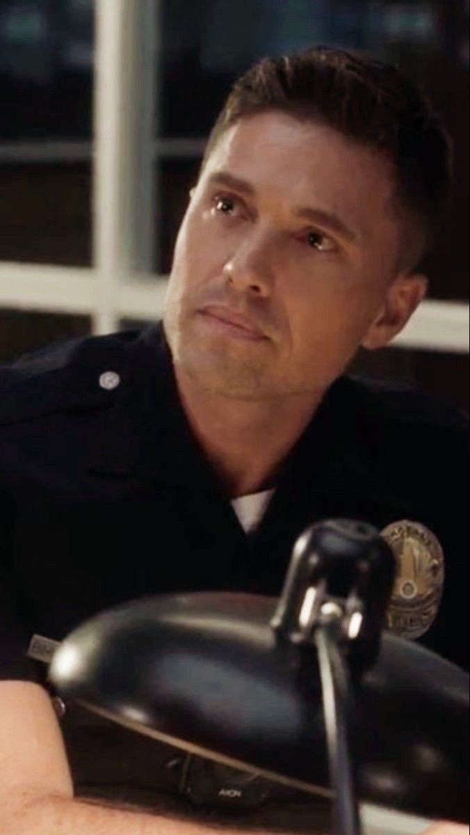 Picture of Eric Winter