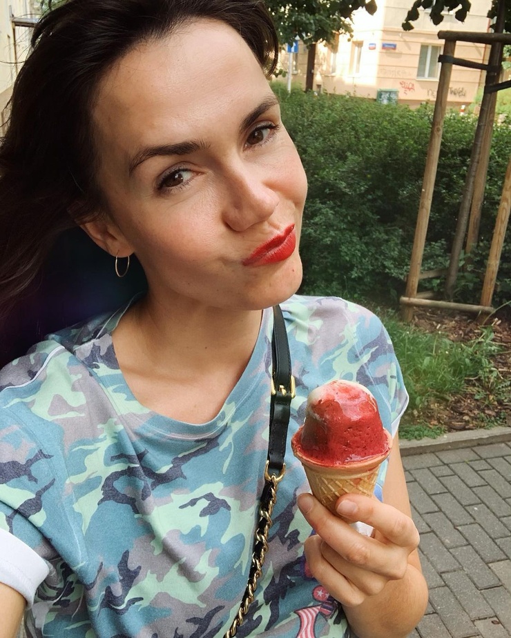 via Instagram (@olgaboladz_official)