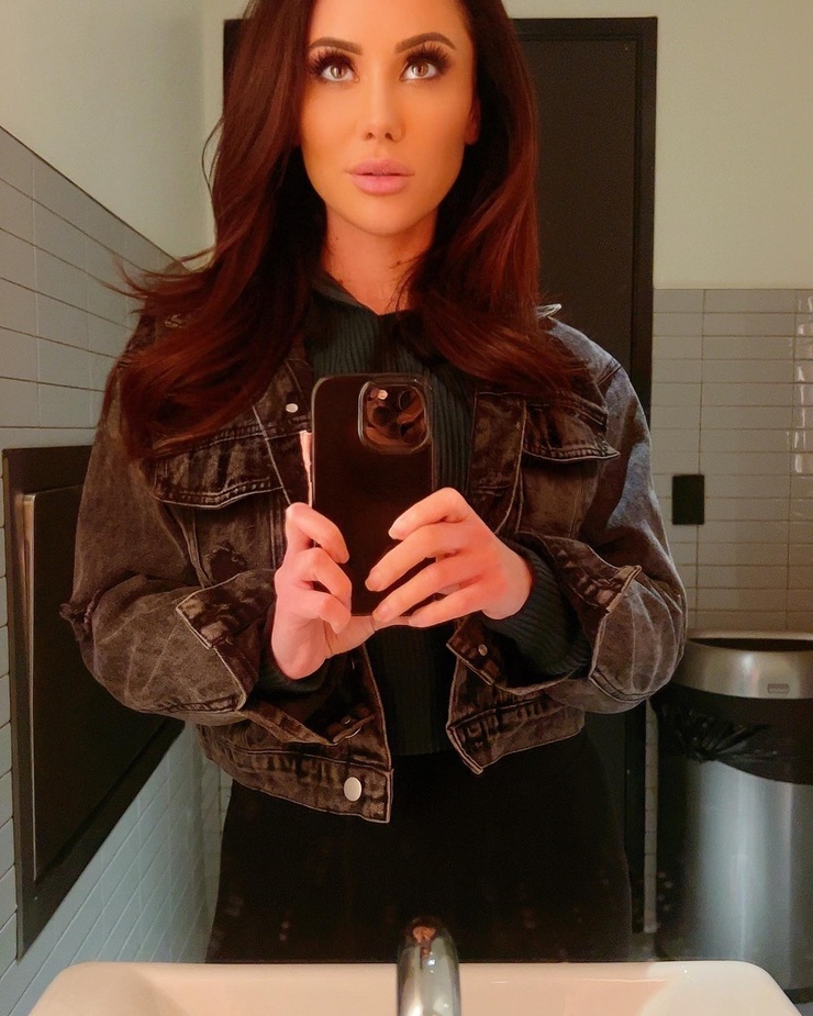 Image of Jennifer Sterger