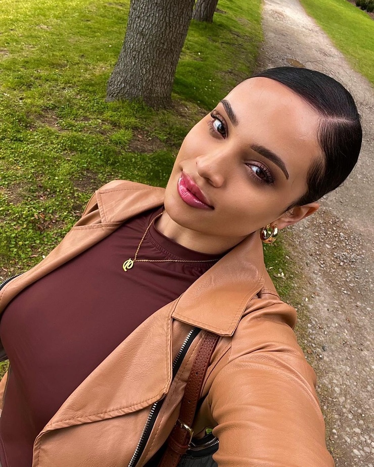 Picture of Diliana Maria