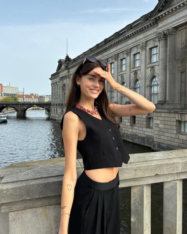 Picture of Celine Bethmann