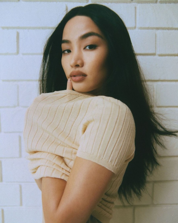 Picture of Anna Sawai