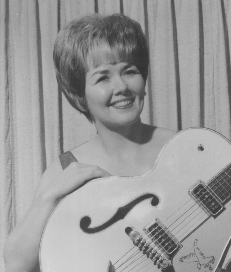 Picture of Bonnie Guitar