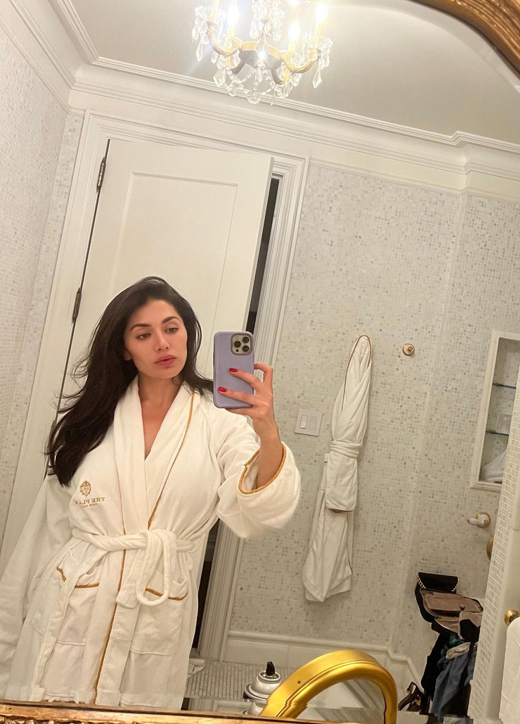 Picture of Bahara Golestani