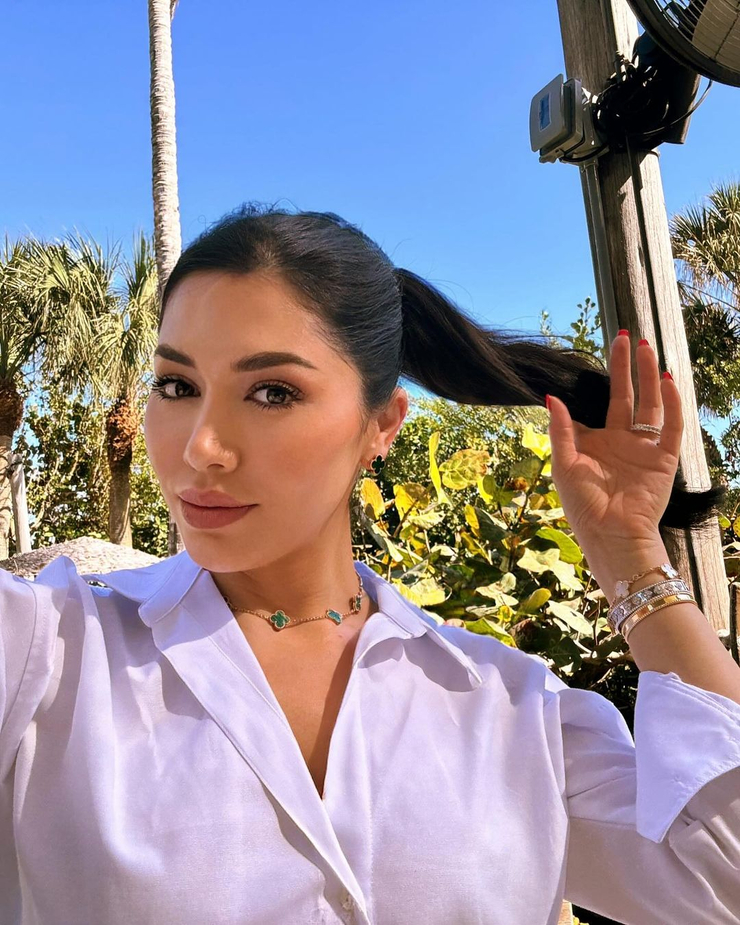 Bahara Golestani picture