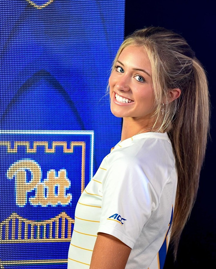 Mackenzie Evers image