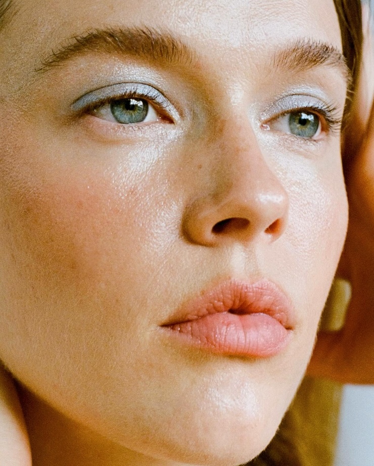 Victoria Lee picture