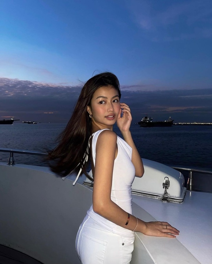 Picture of Ashley Del Mundo