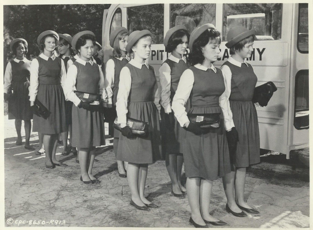 13 Frightened Girls (1963)