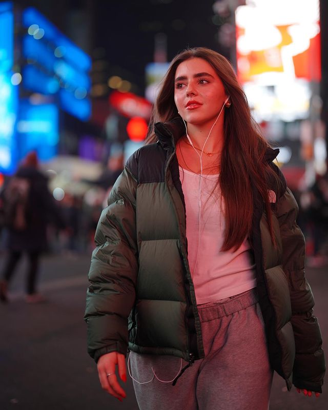 Picture of Avia Colette Butler