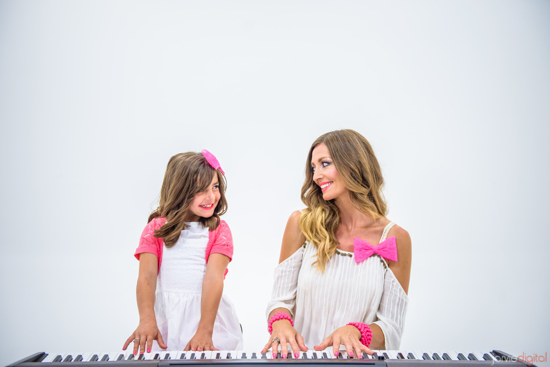 Picture of Avia Colette Butler