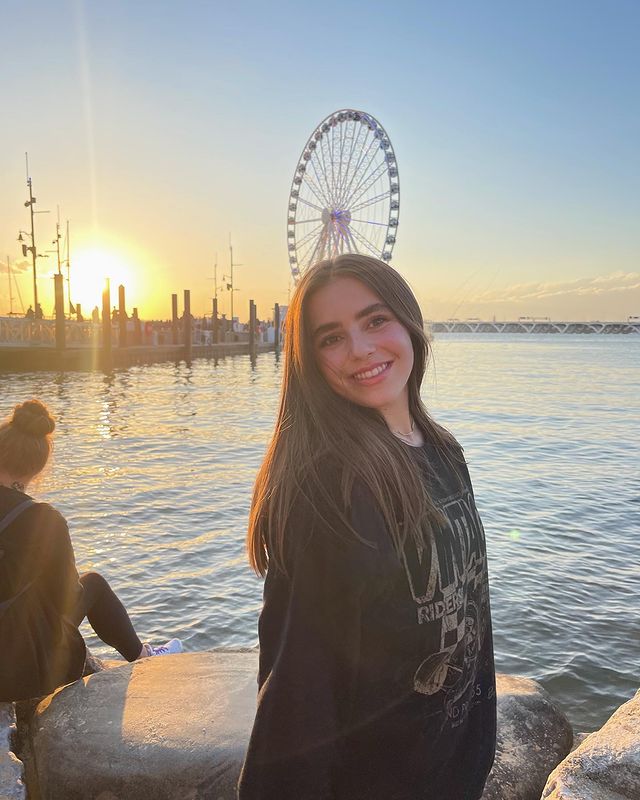 Picture of Avia Colette Butler