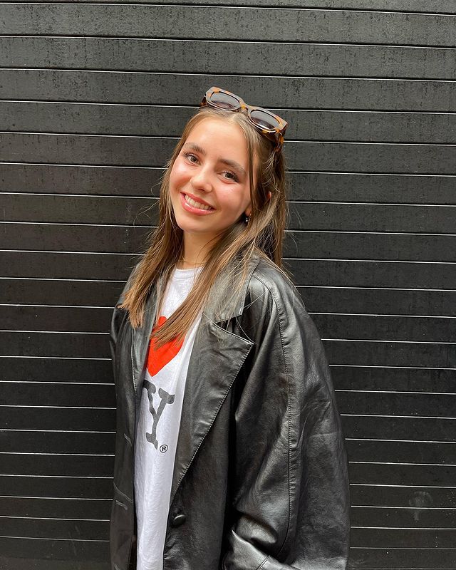 Picture of Avia Colette Butler